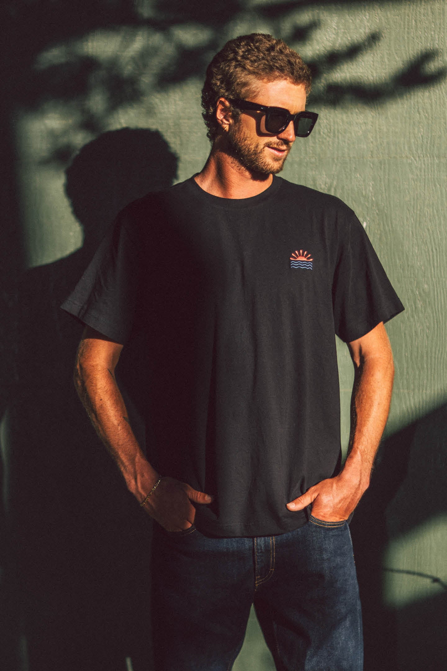 East Cliff Heavy Weight Tee - Black | O'Neill