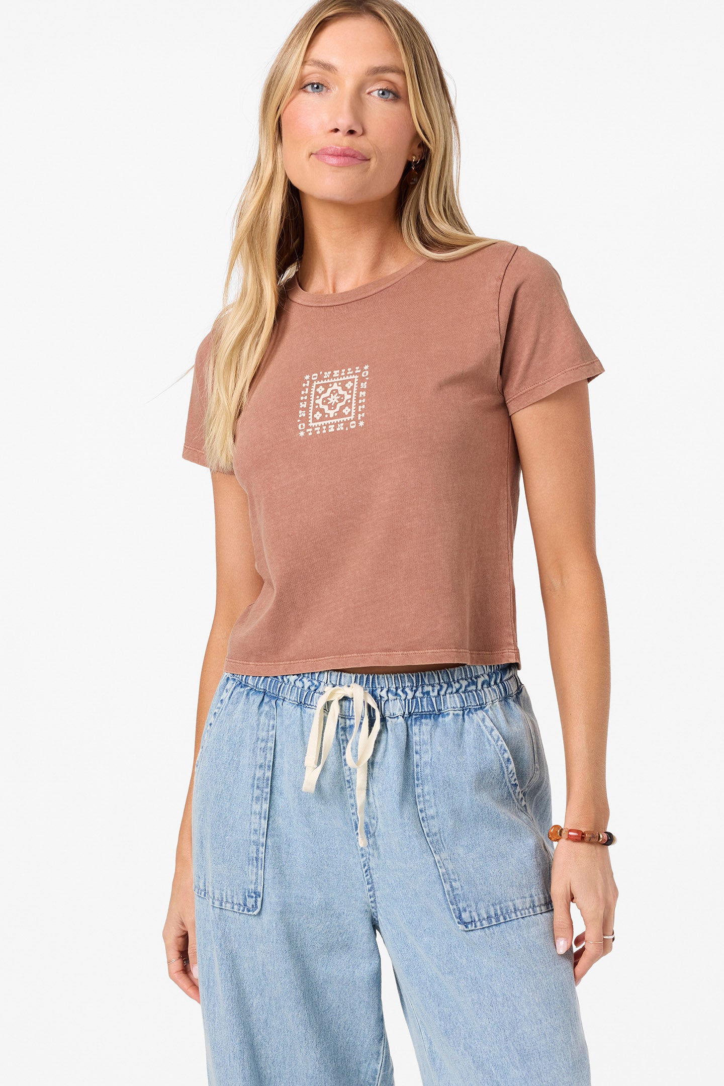 Radiant Fitted Tee - Carob Brown | O'Neill